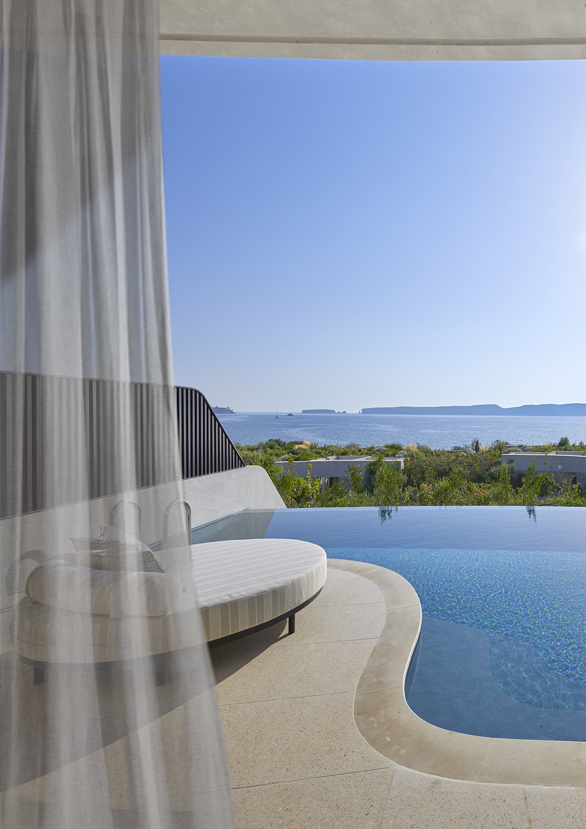 Mandarin Oriental Costa Navarino | Greece | Carrier Luxury Holidays