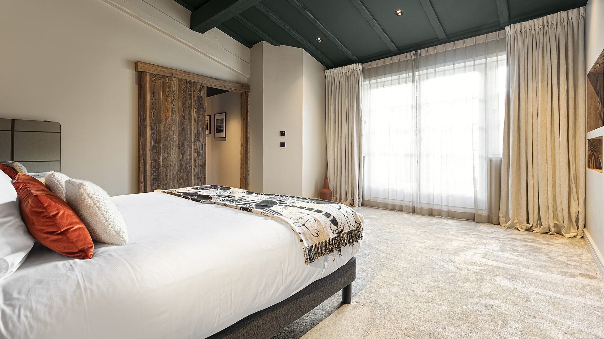 Le Chabichou France Ski Carrier Luxury Holidays