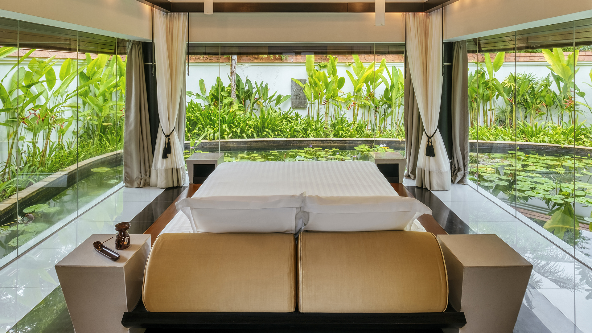 Banyan Tree Phuket | Thailand | Carrier Luxury Holidays