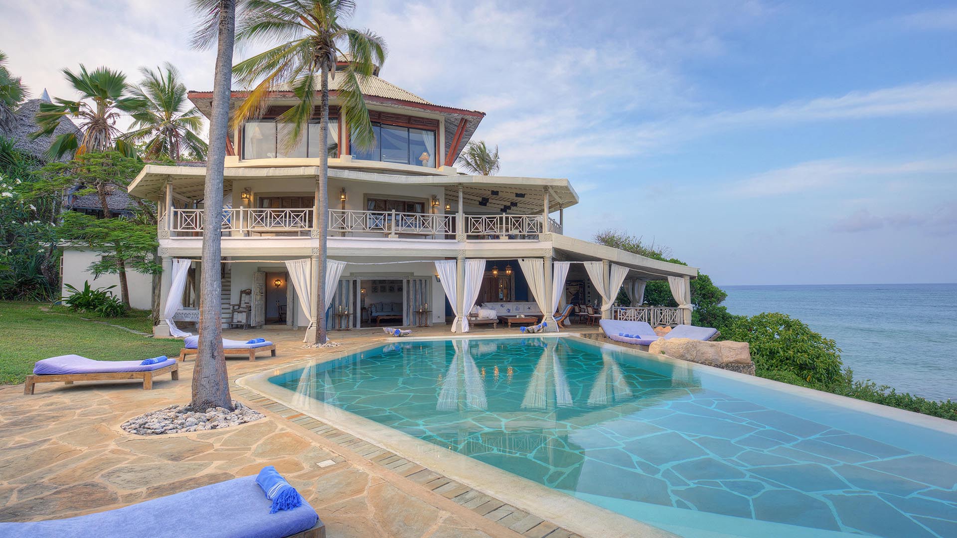 Alfajiri Villas | Kenya | Carrier Luxury Holidays