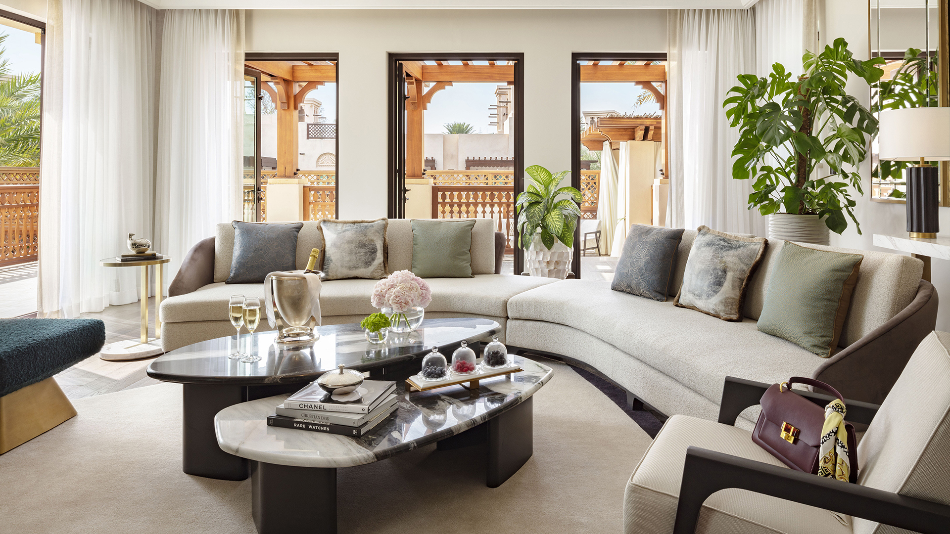 Malakiya Villas | Dubai | Carrier Luxury Holidays